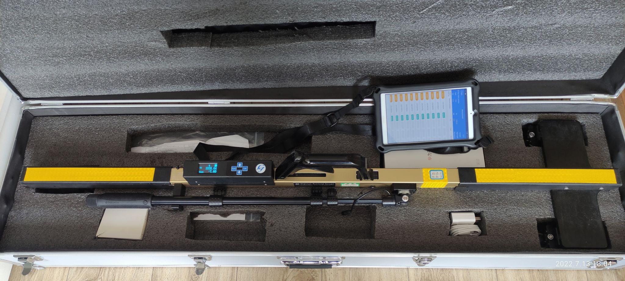 Portable Railway Digital Rolling Track Gauge for Track Geometry ...