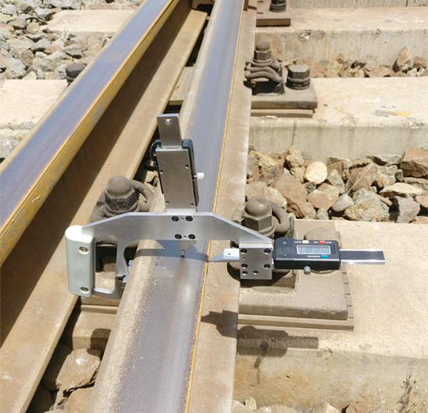 Digital Rail Head Wear and Side Cut Gauge-Wuhan Linkage Track Equipment ...