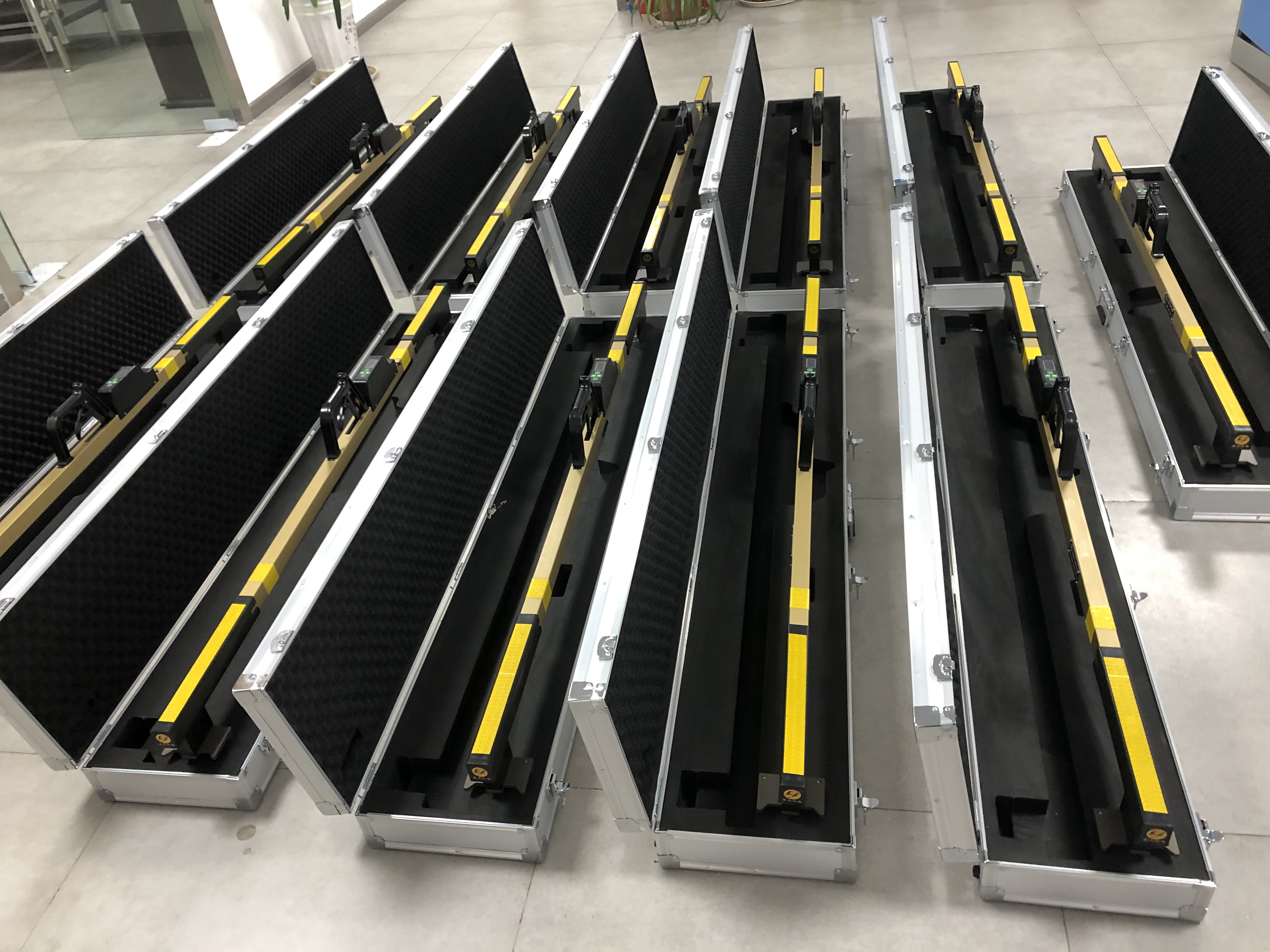 Aluminum Case For Track Gauge-Wuhan Linkage Track Equipment Co,Ltd